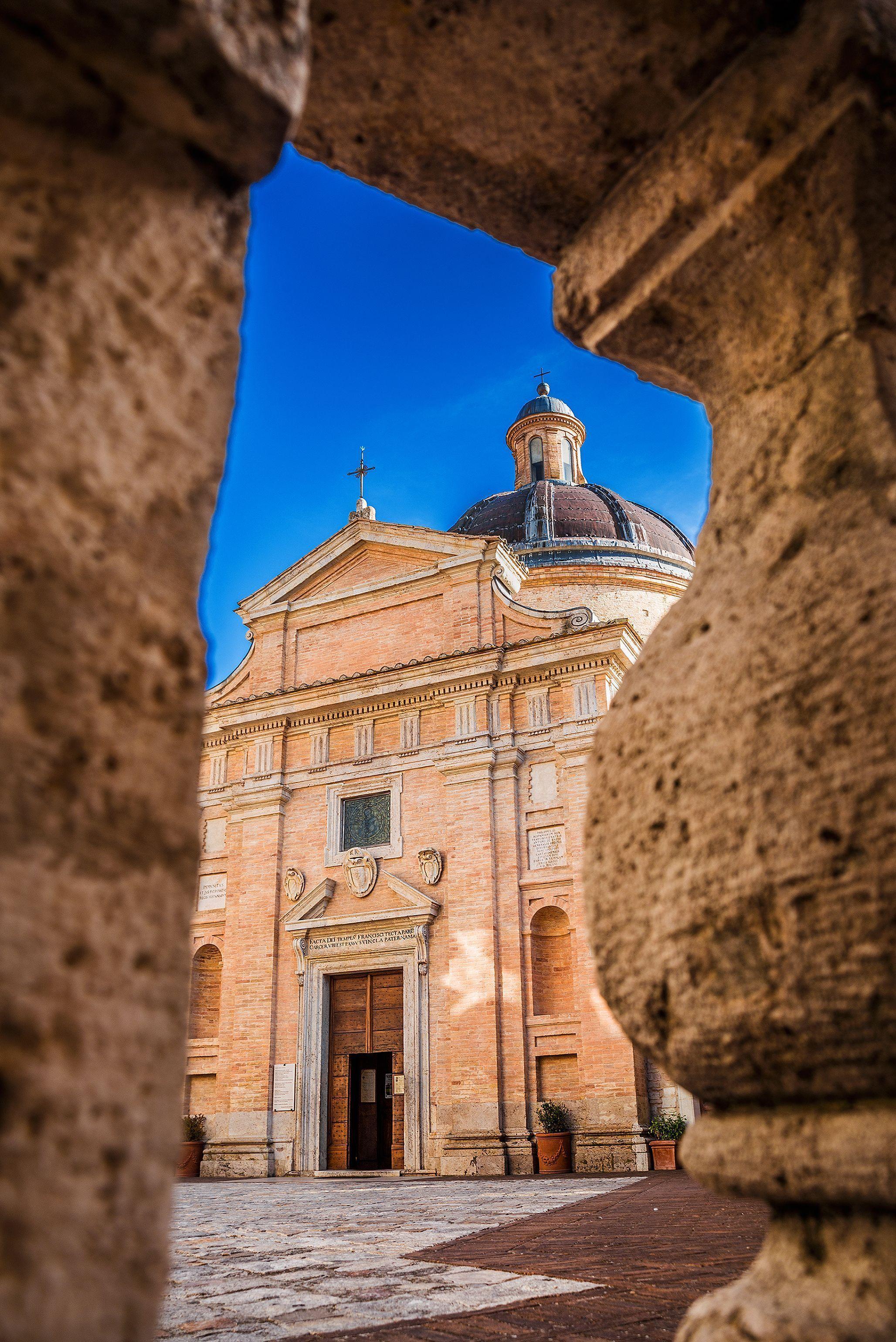 Assisi - Tourist Guide | Planet of Hotels