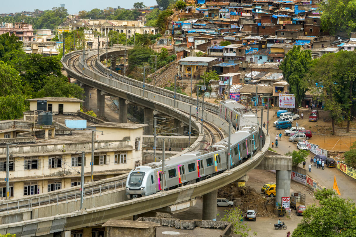 Interior Del Tren Del Metro De La India Metro De París Inaugura Nuevo