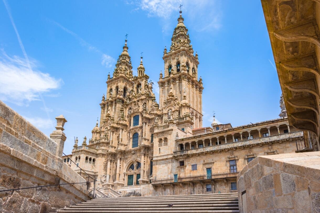 Santiago de Compostela may introduce a tourist tax - News| Planet of Hotels