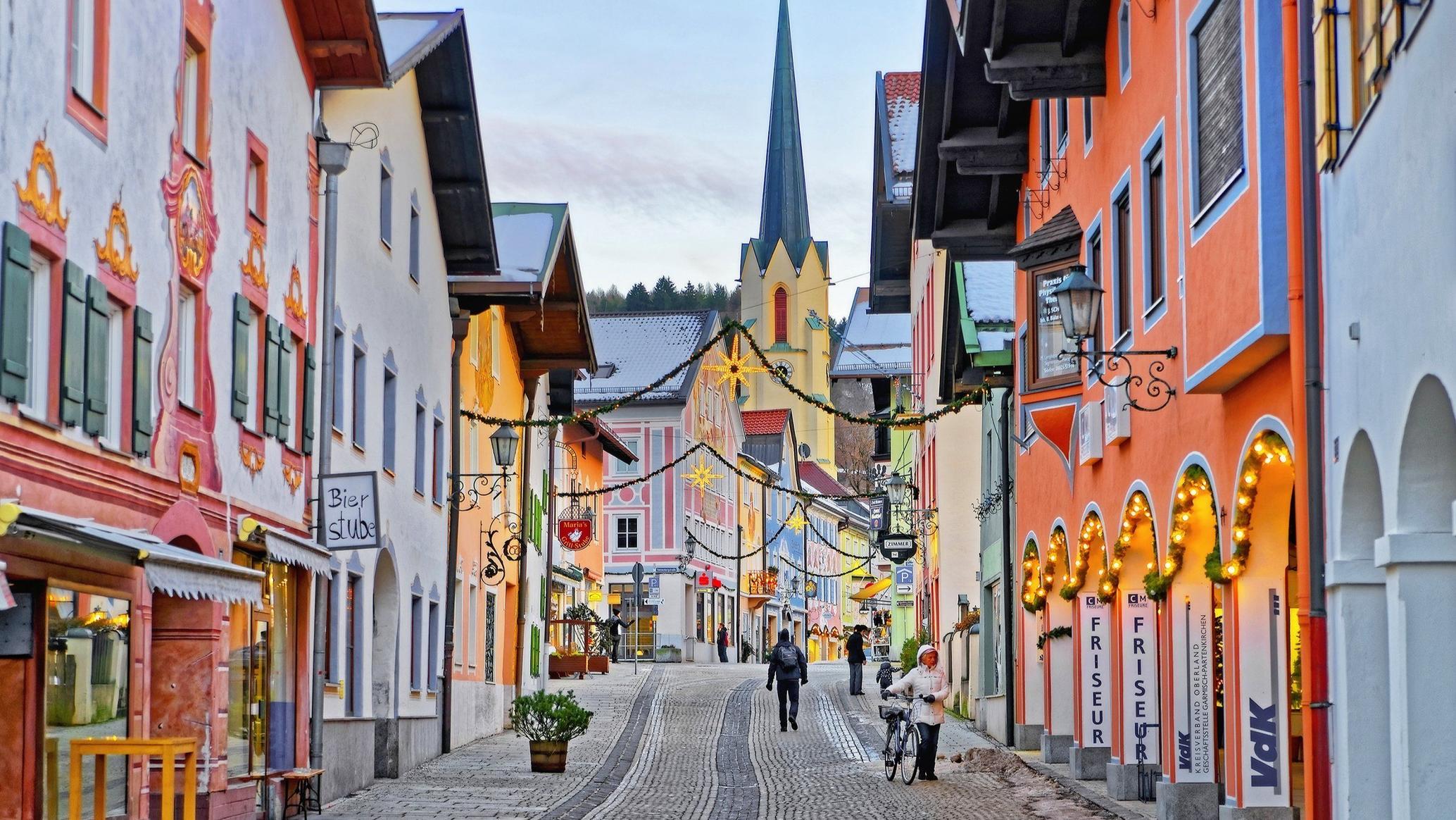 Garmisch-Partenkirchen - Tourist Guide | Planet of Hotels