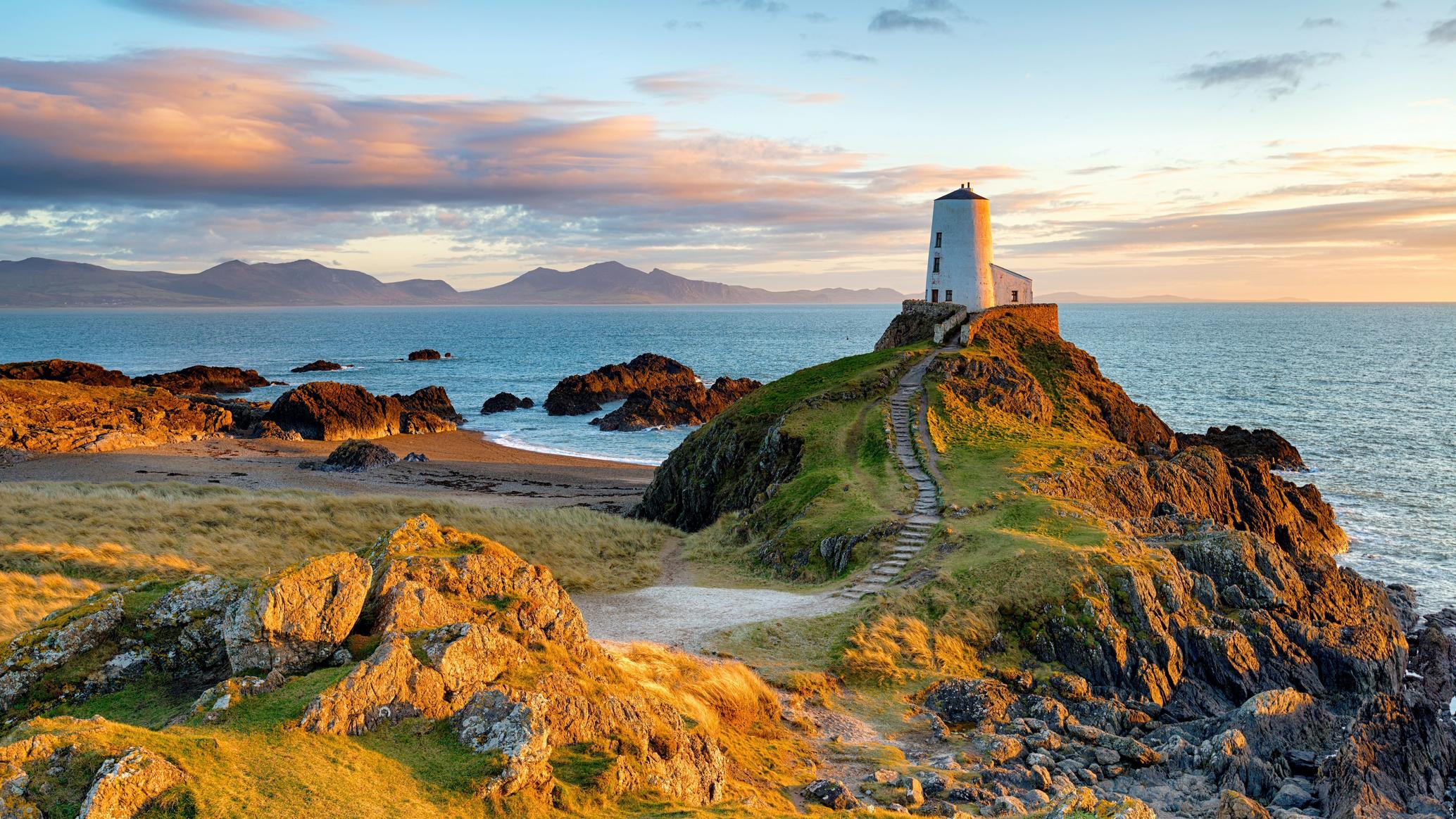 Plymouth — Tourist Guide | Planet of Hotels Plymouth — Tourist Guide | Planet of Hotels
