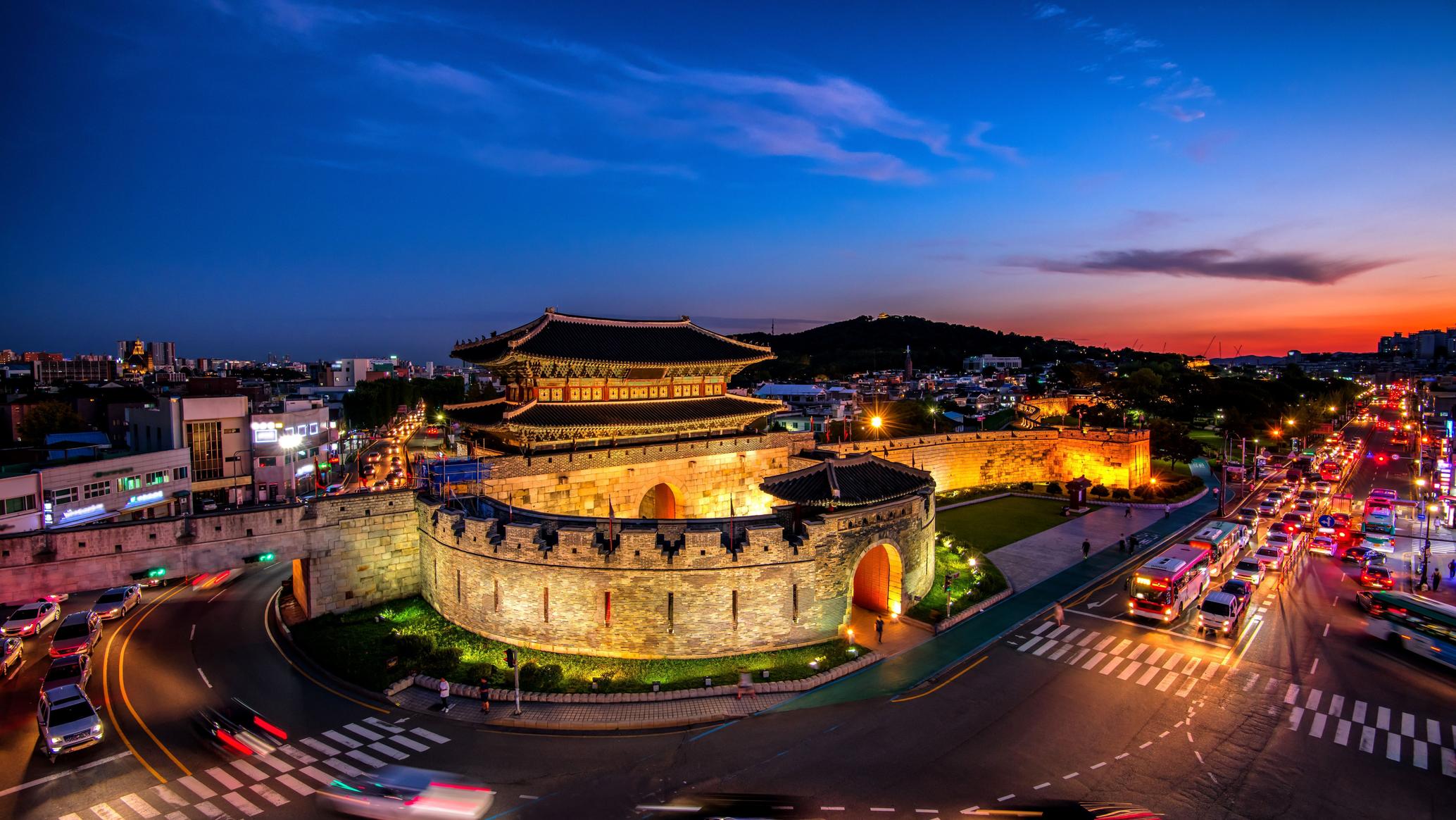 Suwon — Tourist Guide | Planet of Hotels