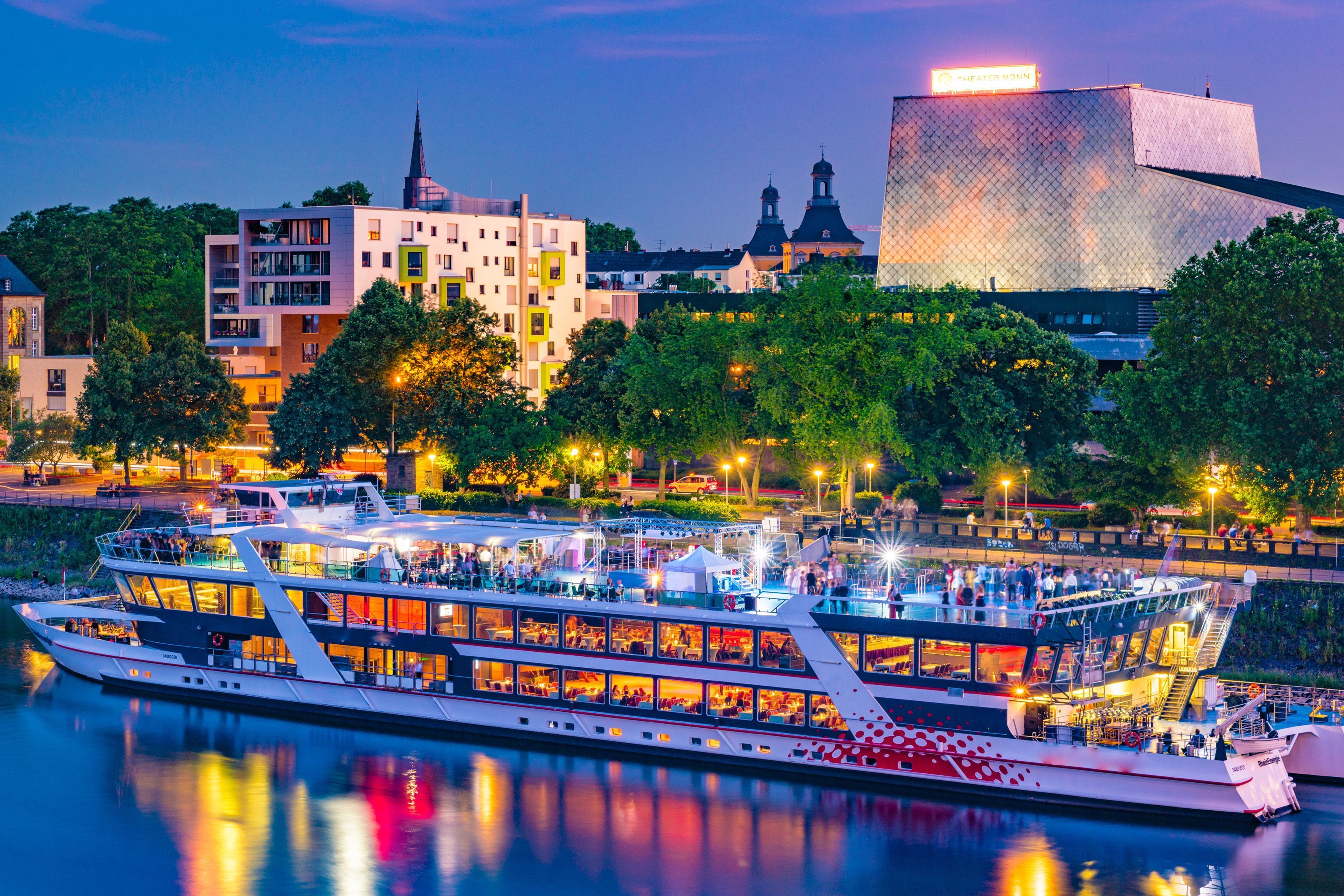 Bonn - Tourist Guide | Planet of Hotels