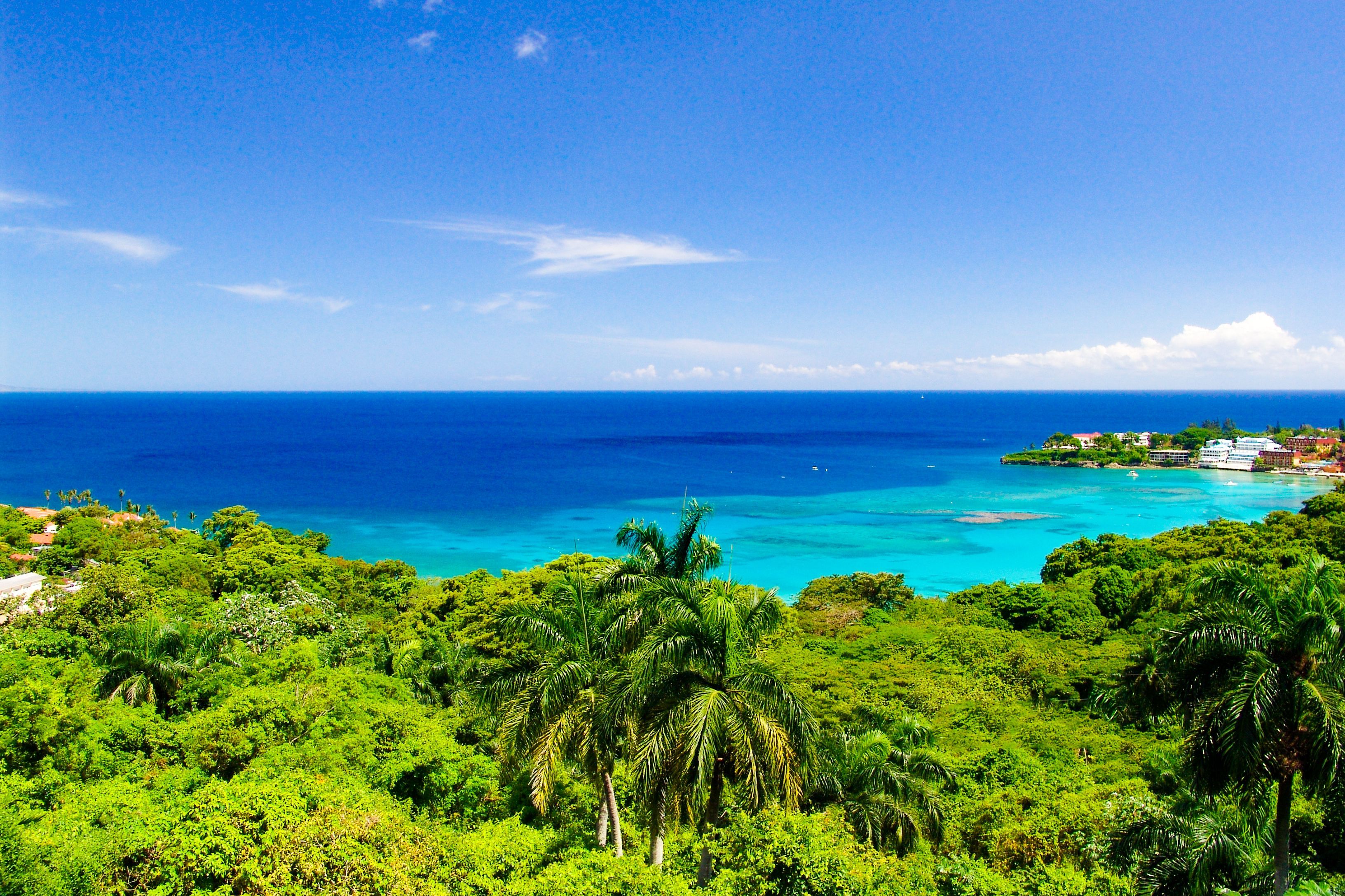 Saint Martin Tourism – Information, Facts, Advices in Travel Guide ...