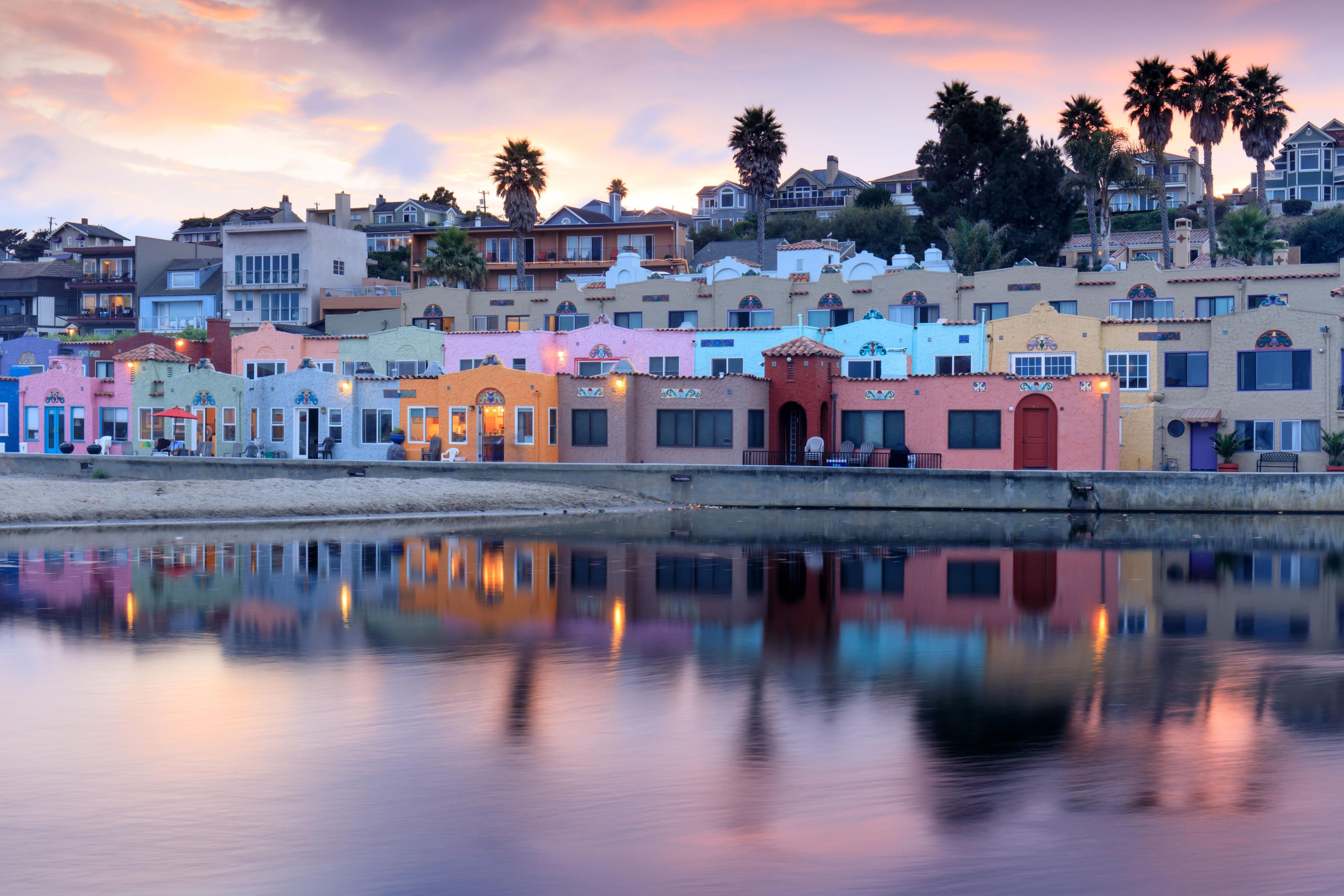 Santa Cruz - City Guide | Planet of Hotels