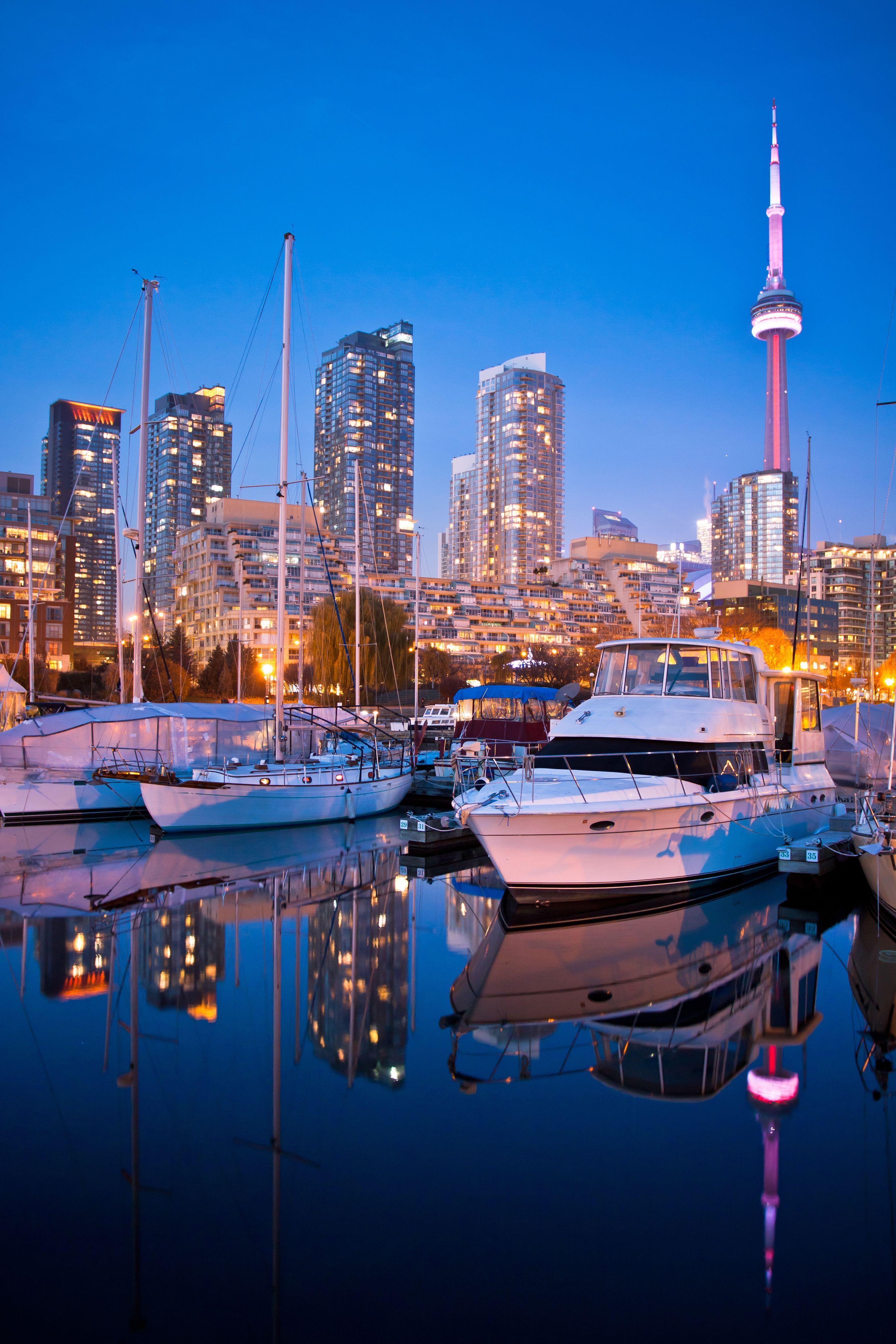 Toronto, Canada — City Guide | Planet of Hotels