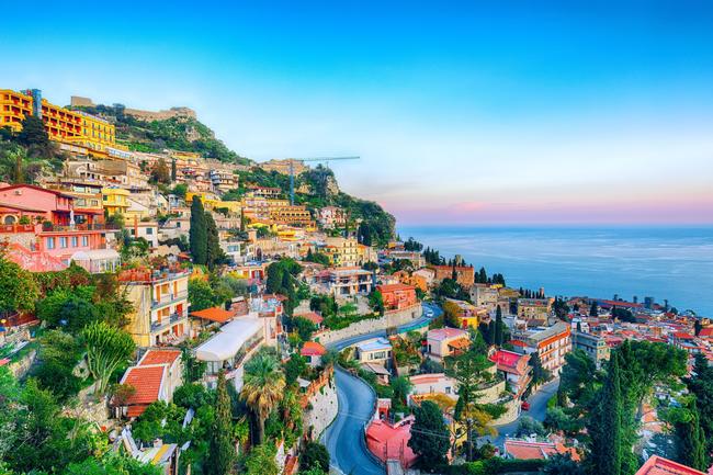 Hotel con parcheggio gratuito a Taormina, Italia - prezzo e recensioni ...