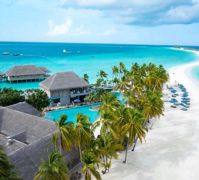 Maldives Tourism – Information, Facts, Advices in Travel Guide | Planet ...