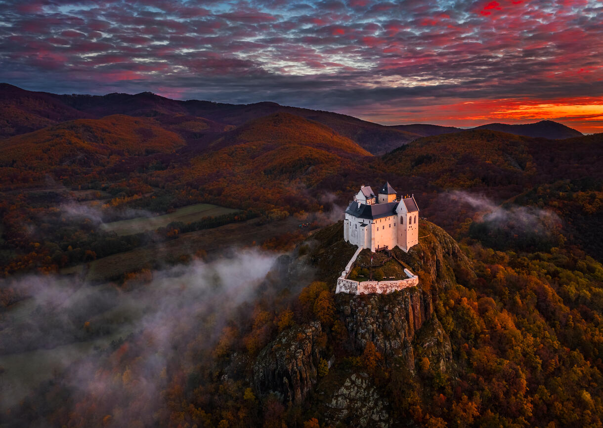 Hungary plans to build the world's longest suspension bridge - News ...