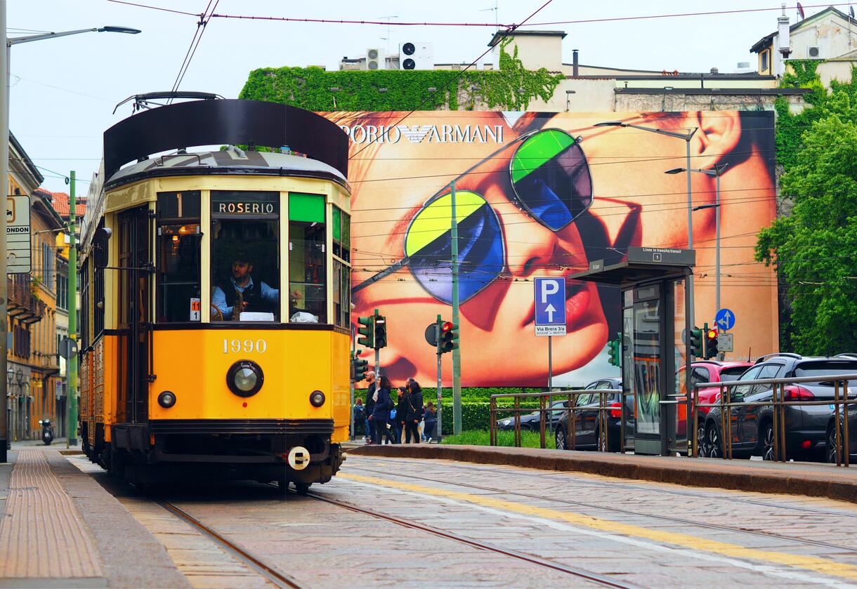 Milan Public Transport | Planet of Hotels