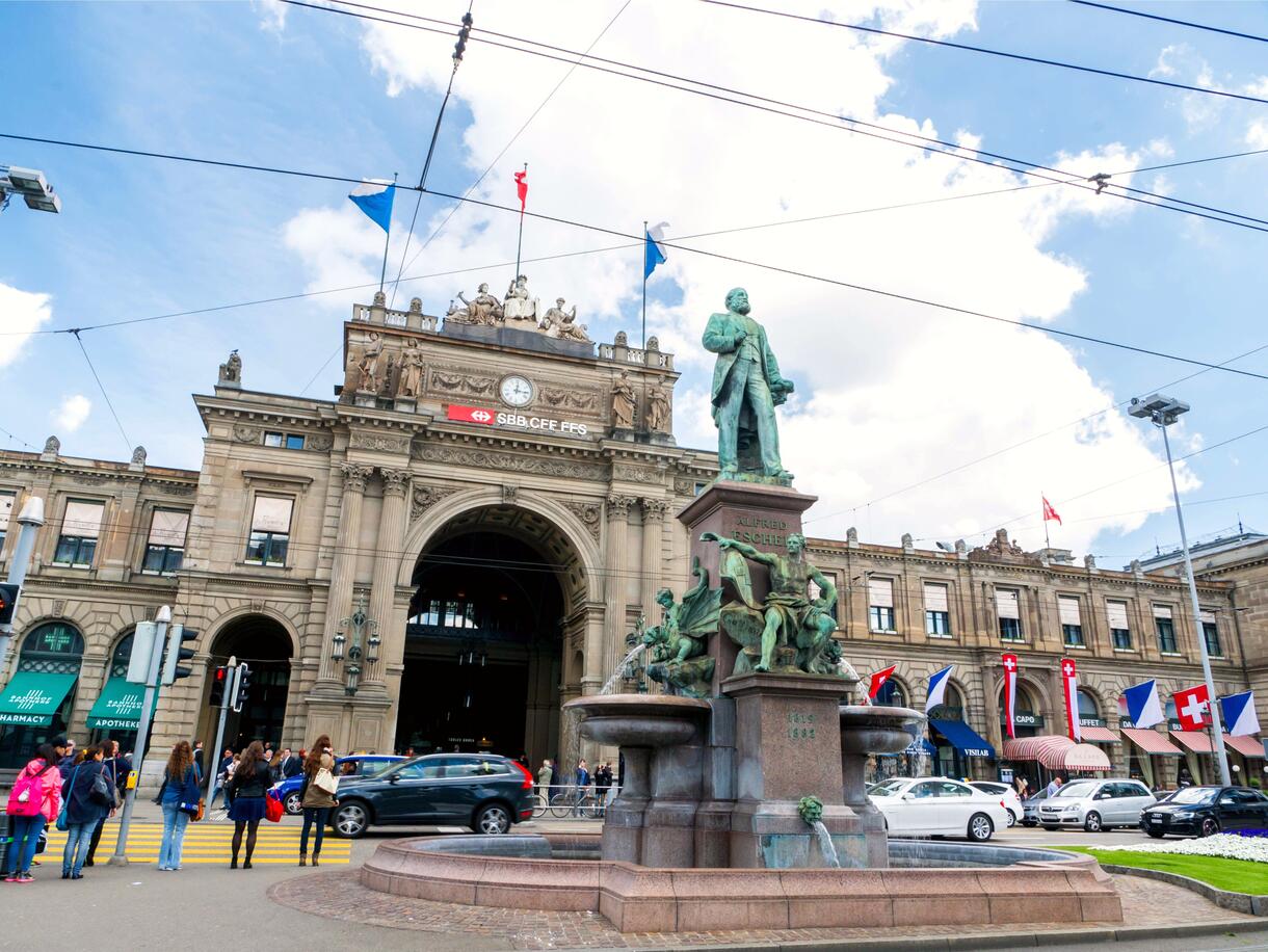 Zurich train station: how to get there | Planet of Hotels