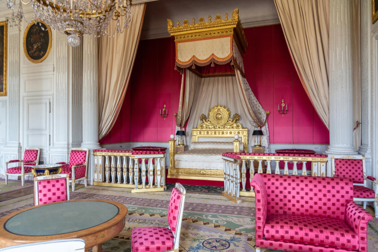Marie Antoinette's chambers will reopen in Versailles - News| Planet of ...