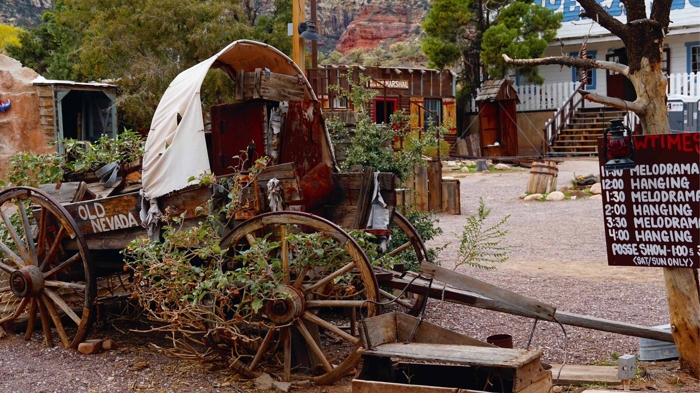 Семейный парк Bonnie Springs Old Nevada - ранчо Бонни-Спрингс