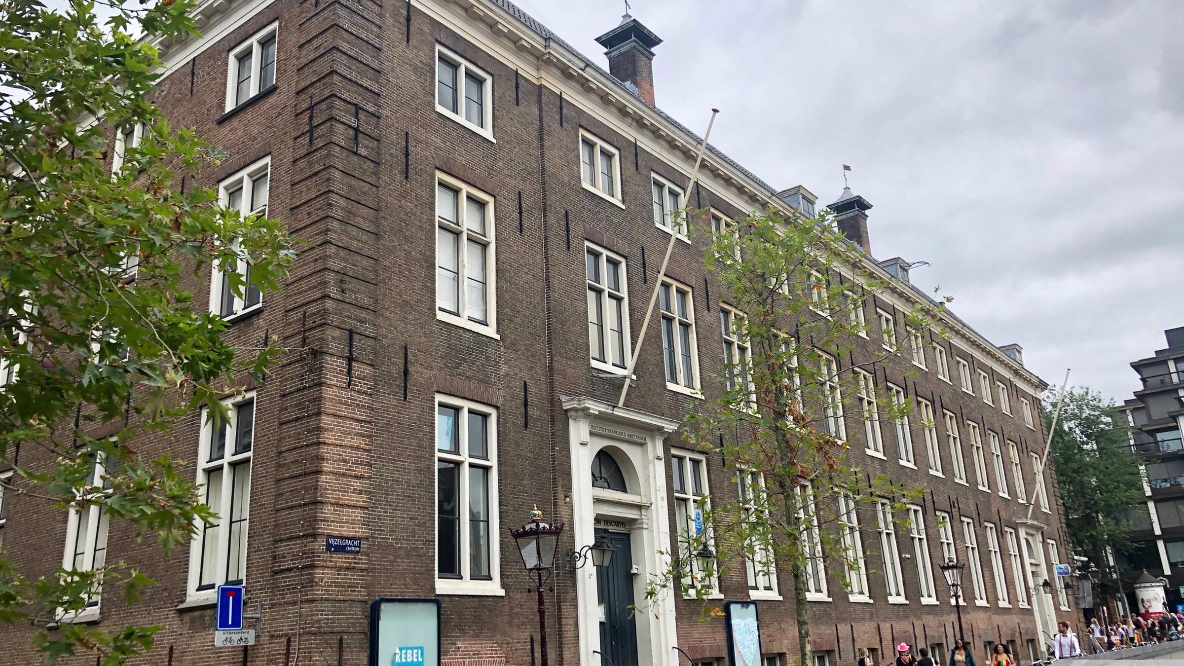 Descartes' House (Maison Descartes), Amsterdam | Planet of Hotels