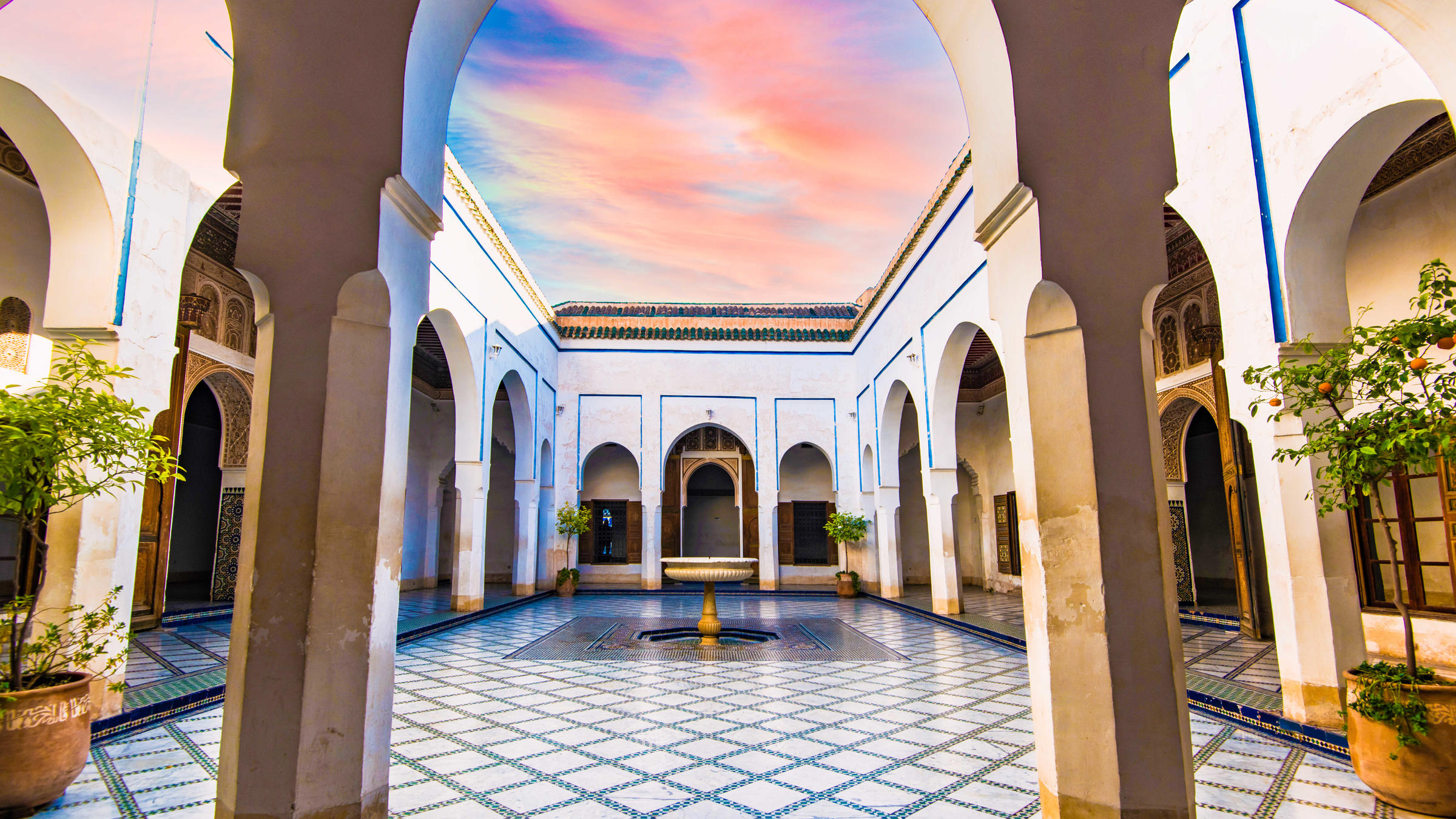 Bahia Palace in Marrakesh - the magnificent architecture of Morocco ...