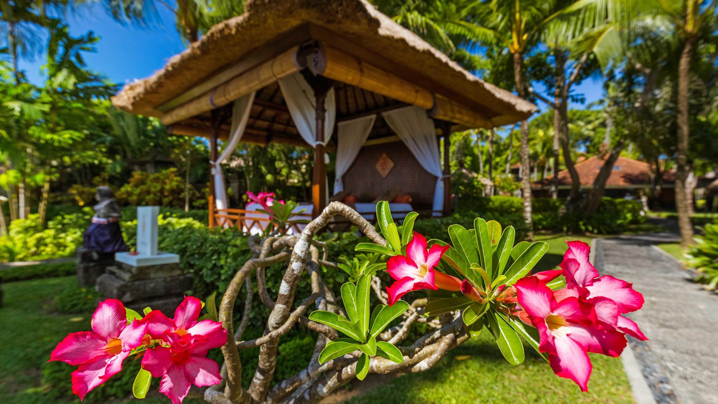 Bali Collection Shopping Mall in Nusa Dua area | Planet of Hotels