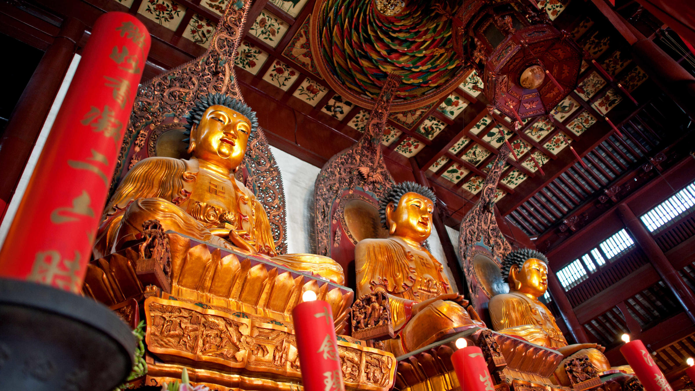 Jade Buddha Temple in Shanghai - Buddhist Shrine of China