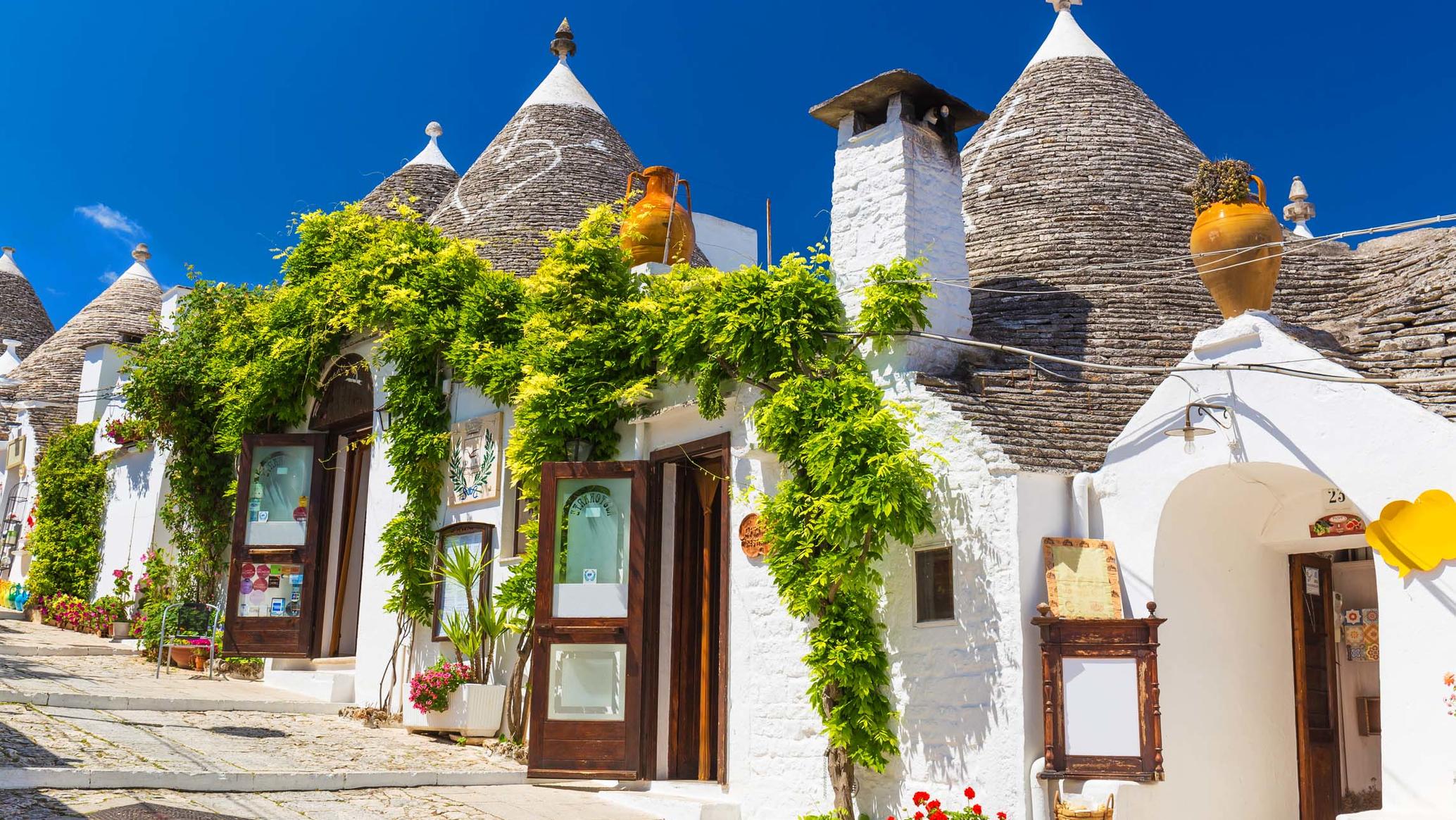 Italy Tourism – Information, Facts, Advices in Travel Guide | Planet of ...