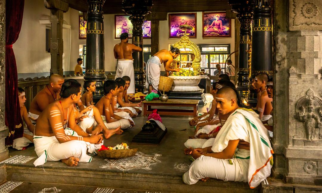 15 Best Ashrams in India — Yoga and Meditation Retreat | Planet of Hotels