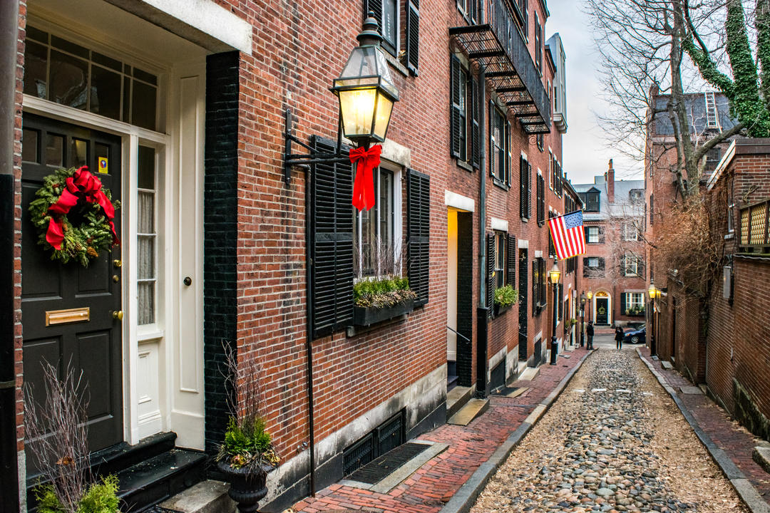 30 World's Most Beautiful Streets | Planet of Hotels