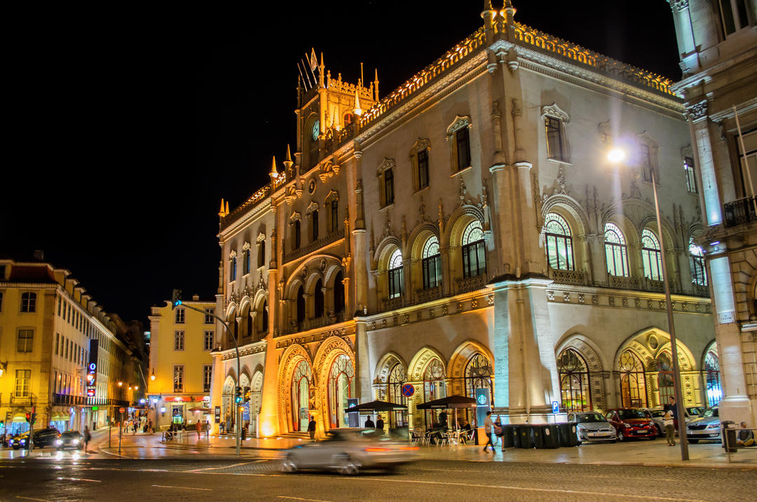 Lisbon Train Stations: How to Get to and from station | Planet of Hotels