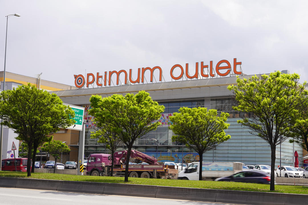 Shopping in Istanbul: stores, bazaars, and shopping malls | Planet of ...