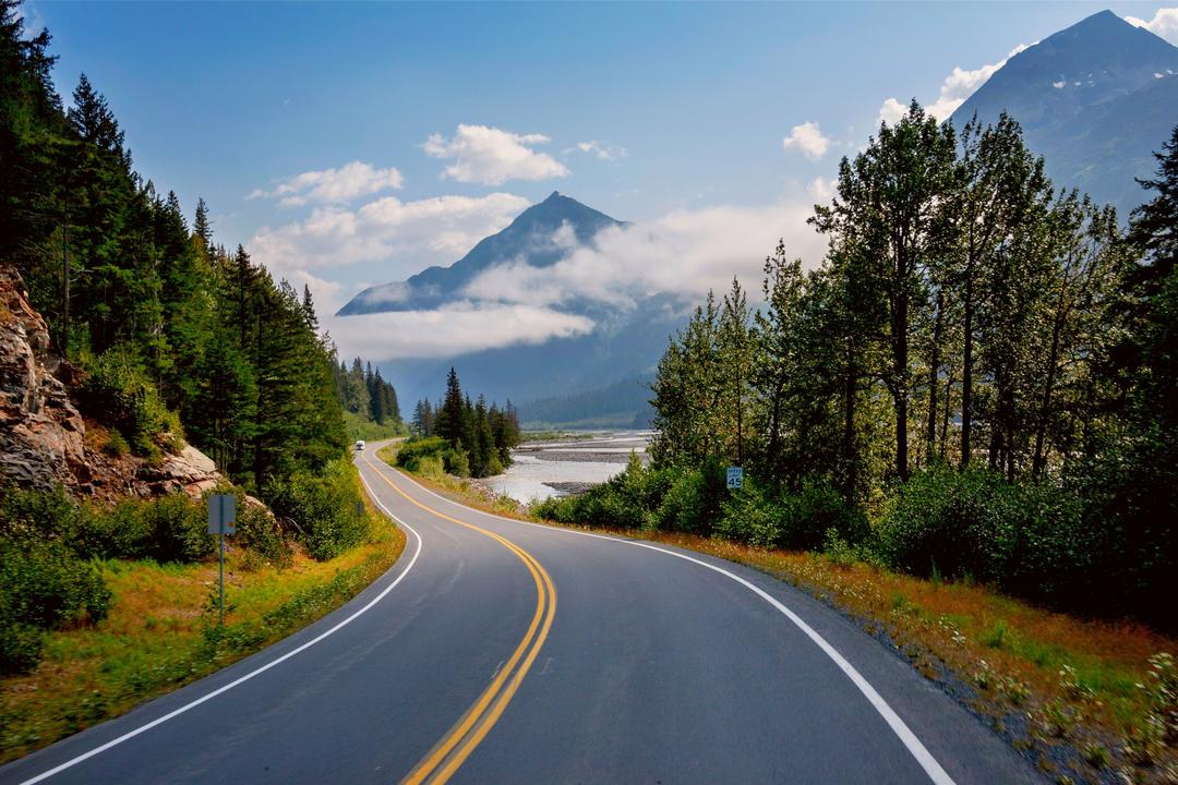 Top 30 Scenic Drives on the Most Beautiful Roads in the World | Planet ...