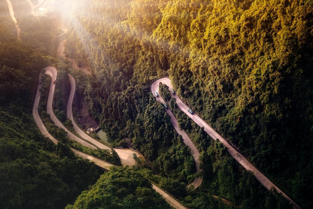 Top 30 Scenic Drives on the Most Beautiful Roads in the World | Planet ...