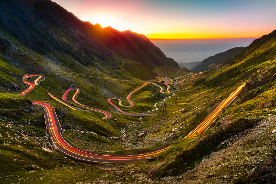 Top 30 Scenic Drives on the Most Beautiful Roads in the World | Planet ...