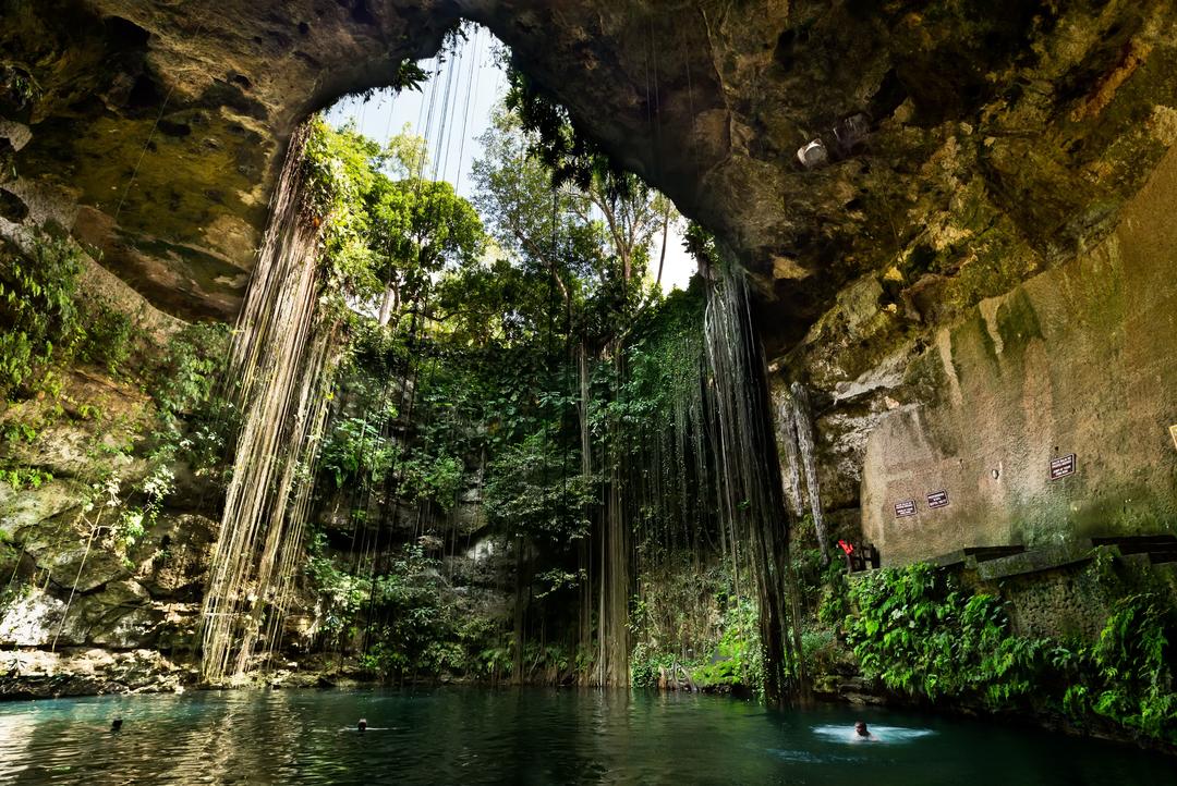 20 Most Dangerous Tourist Destinations in the World | Planet of Hotels