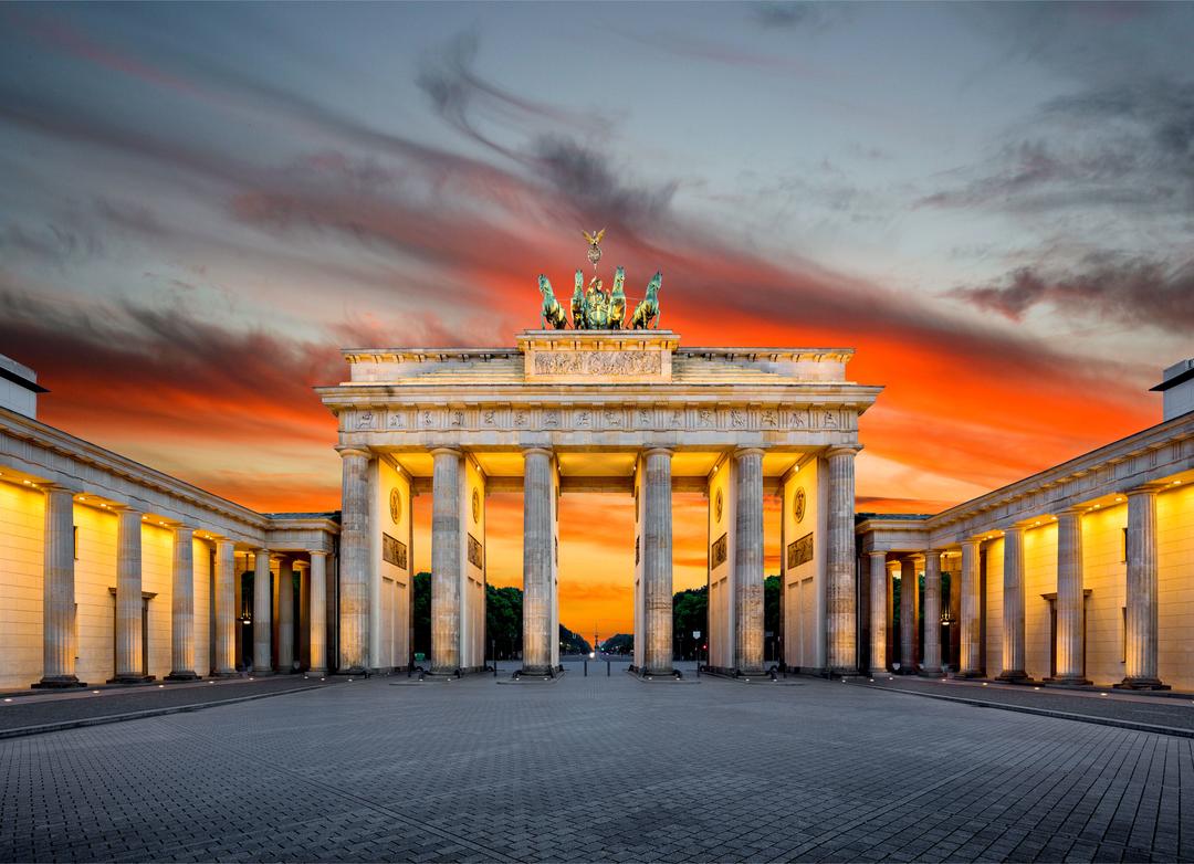 The Brandenburg Gate in Berlin, Germany: history, photos