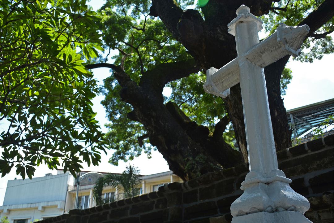 Paco Park in Manila - a national park in the former city cemetery