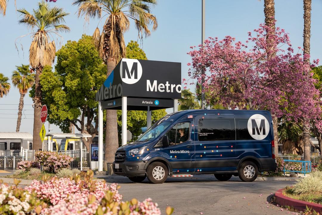Public Transportation in Los Angeles - How to Get Around LA | Planet of ...