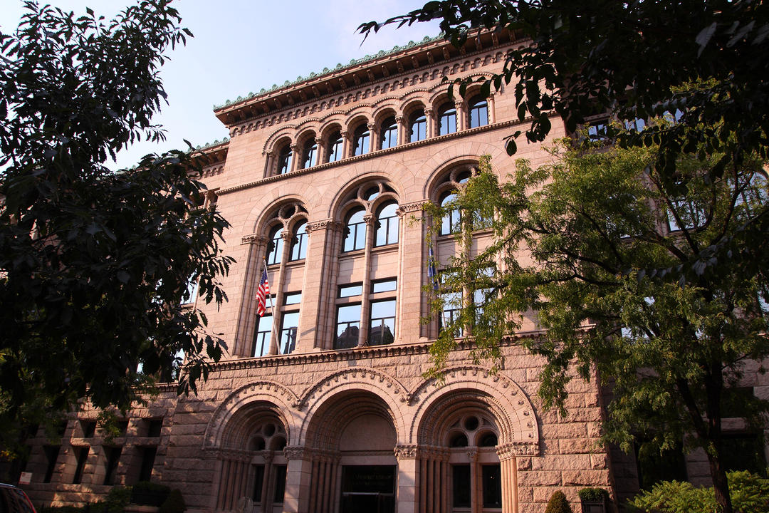 Newberry Library in Chicago - USA cultural heritage description