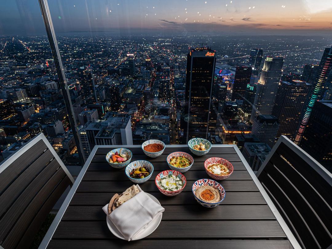 Rooftop restaurant and bars — the best locations for dinner in the sky ...