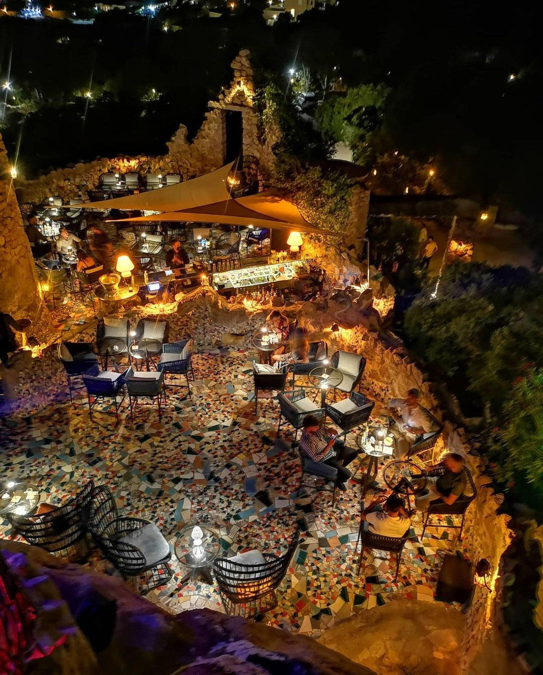 Rooftop restaurant and bars — the best locations for dinner in the sky ...