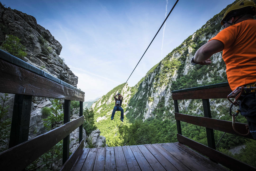 The longest, highest, and biggest zipline in the world | Planet of Hotels