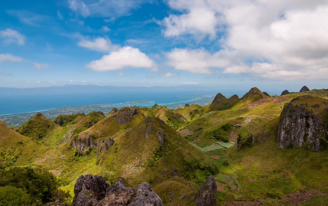 Mountains in the Philippines with Beautiful Views | Planet of Hotels