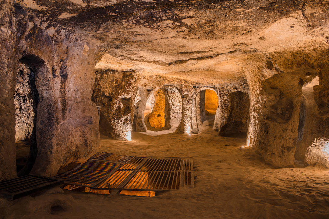 Top 23 secret underground cities around the world | Planet of Hotels