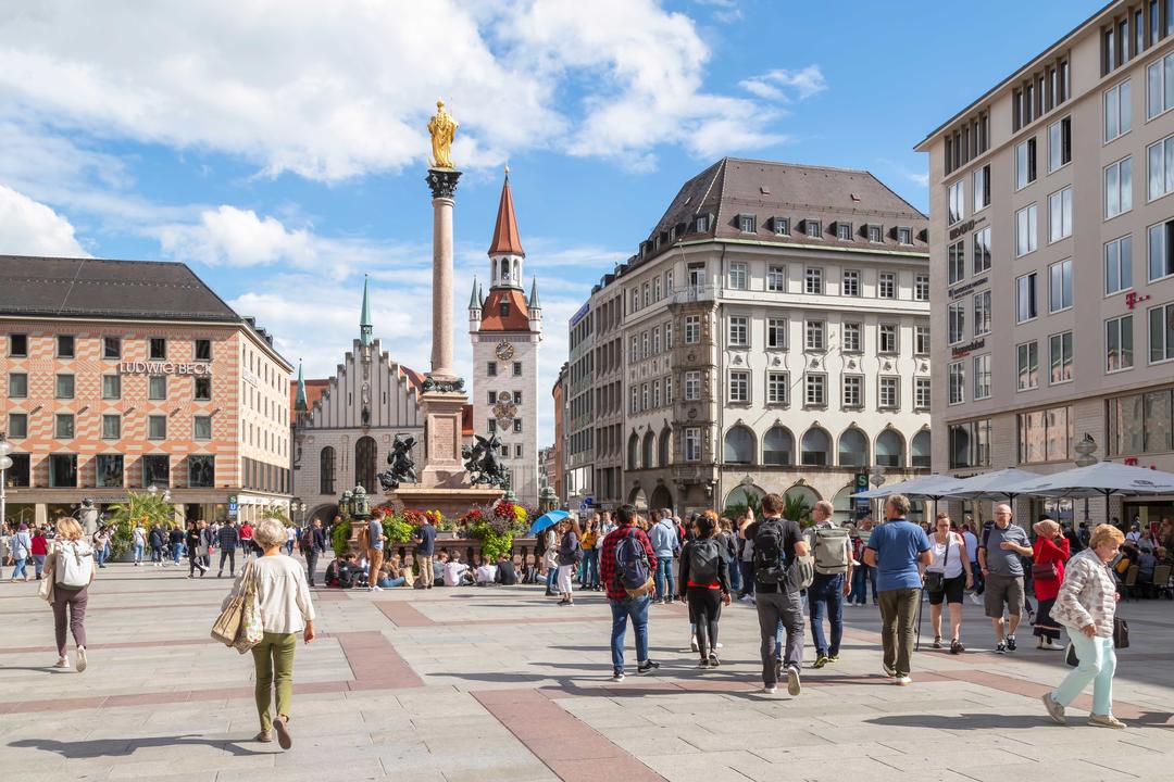 Verwunderlich Altes Stadtmdchen Preise Fotosnull