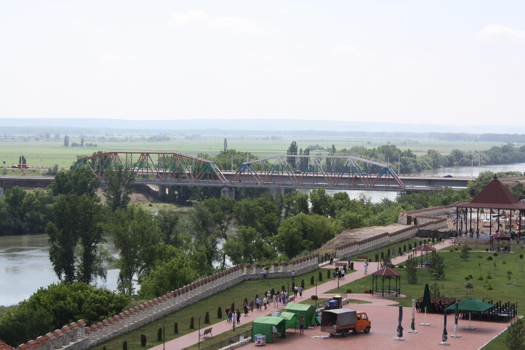 Crossing the Border into the USSR: A Transnistria Day Trip from ...
