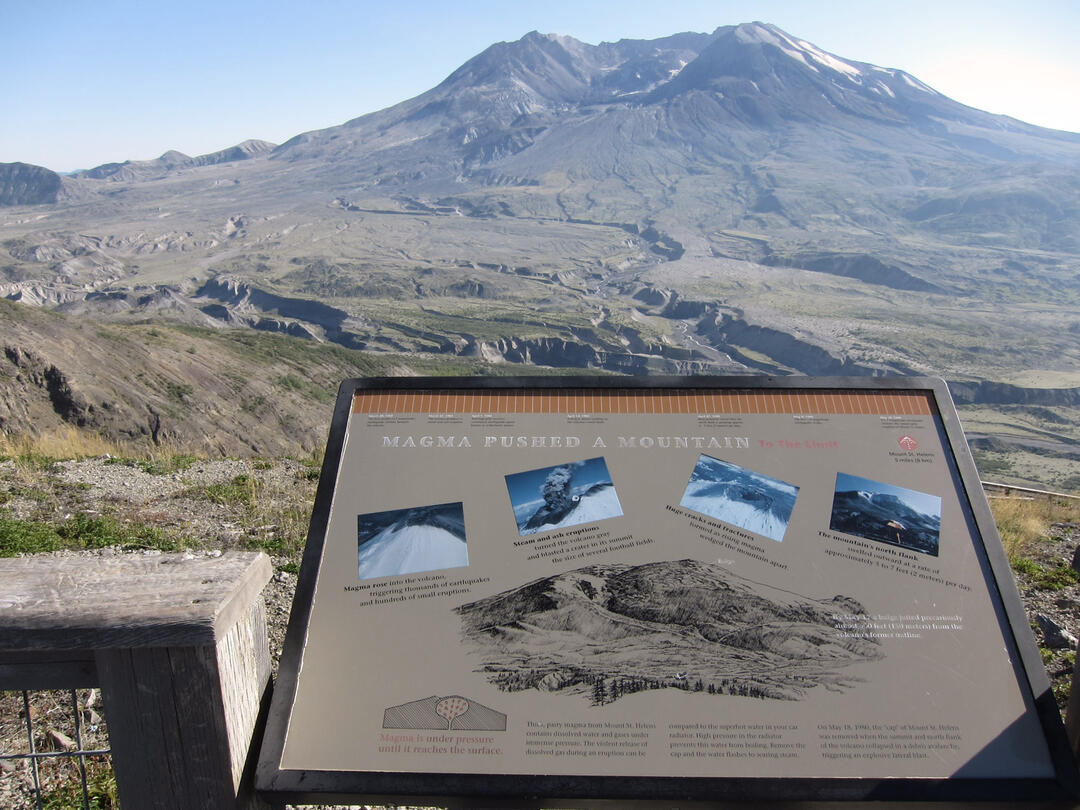 Journey Under a Volcano: The New Mount St. Helens Day Trip from ...